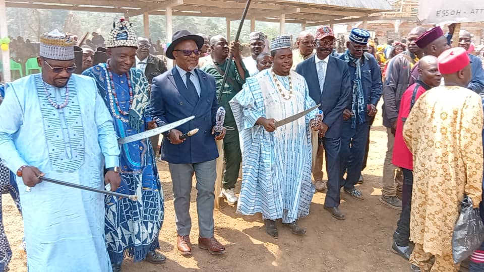 Essoh-attah community gives minister paul tasong a warm welcome during ...